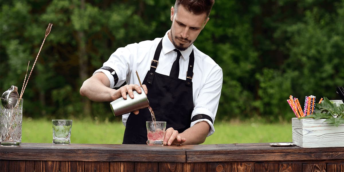 7 Attributes you Should See in an Event Bartender | Hook Line & Drinker